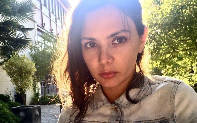 Carolina Arredondo Muestra Foto De Su Mamá En La Juventud Y Evidencia