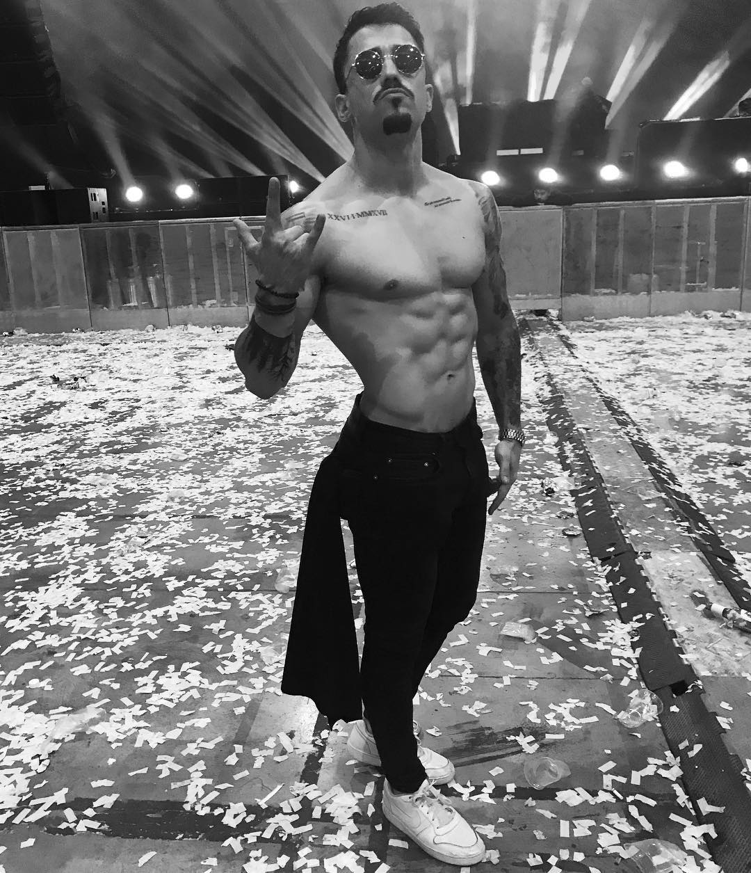 Felipe Román, el bailarín que desata pasiones en redes sociales