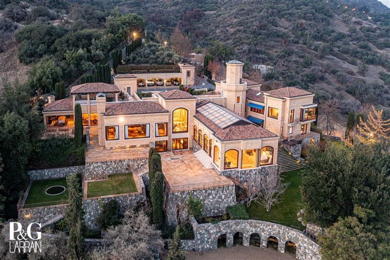 ”La donación más grande de mi vida”: Leonardo Farkas explicó por qué ...