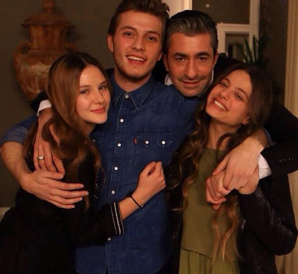 Así se divierten los actores de Paramparça en el set