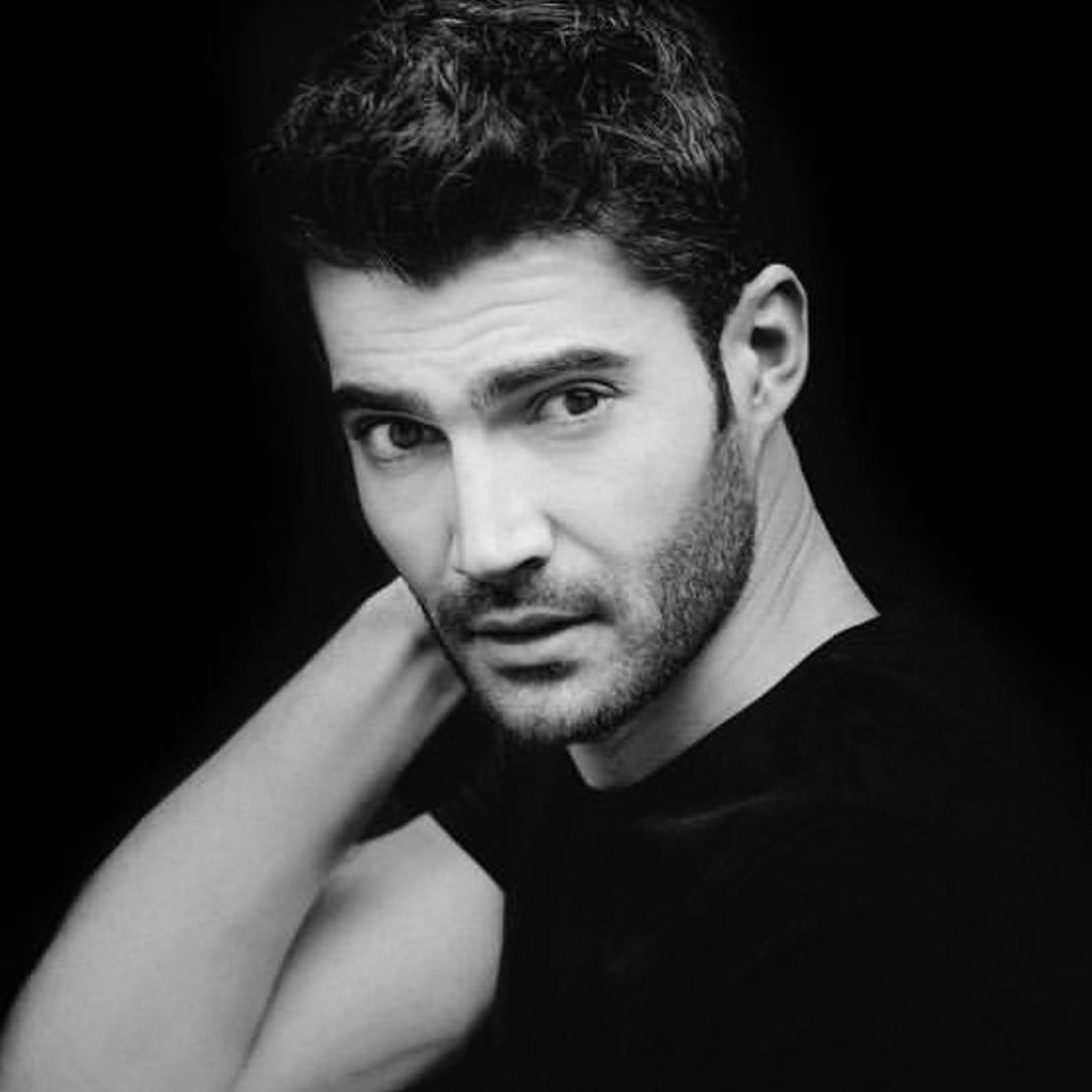 Así luce hoy el joven y sufrido protagonista de Ezel