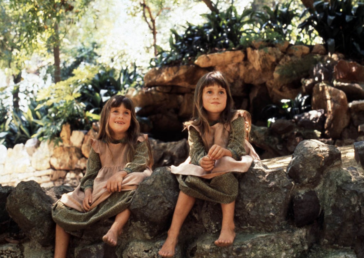 La insólita historia tras la caída de Carrie Ingalls en el opening de ...