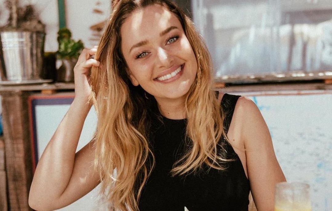 El accidente que sufrió Daniela Nicolás en Miss Universo y que cubrió ...