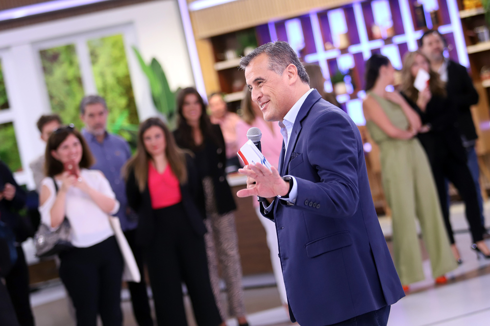 El 13 presentó su nuevo canal de noticias T13 En Vivo: Soledad Onetto ...