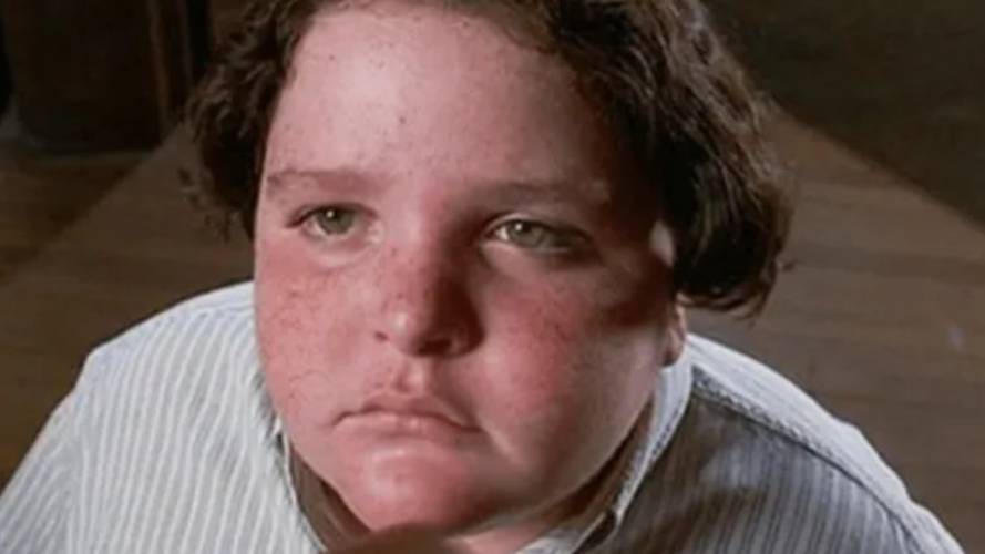 El impactante cambio físico que tuvo el niño que hizo de ”Bruce” en Matilda