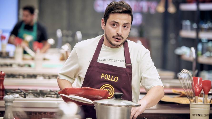 Pollo Castillo preparó mayonesa y un “accidentado” completo italiano
