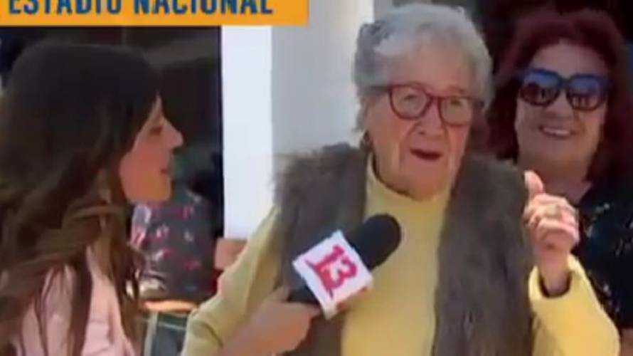Mujer de 95 años llegó a ejercer su deber cívico y reveló que nunca ha ...