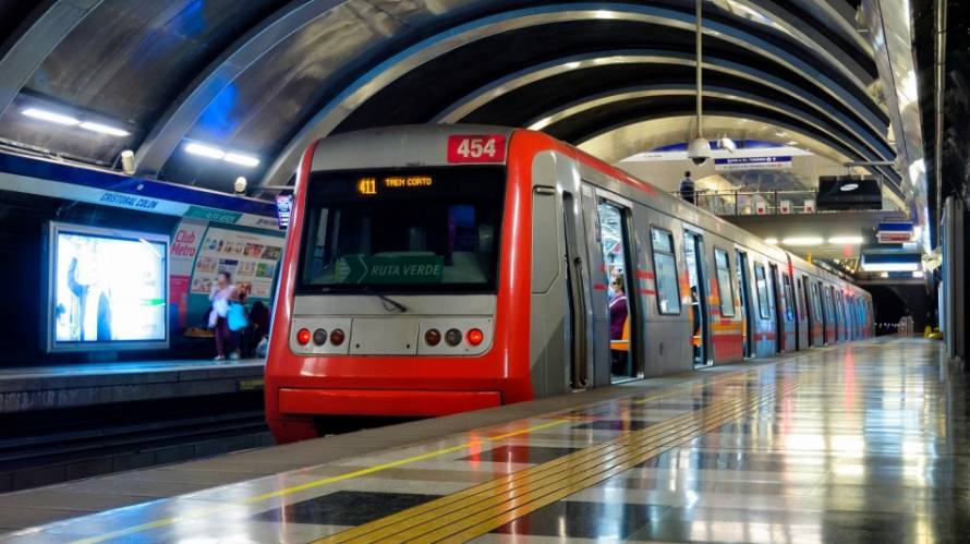 Metro de Santiago: ¿Cómo funcionará el fin de semana largo?