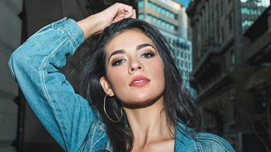 ¡Antonia sigue revolucionando las redes sociales con sus fotos modelando!