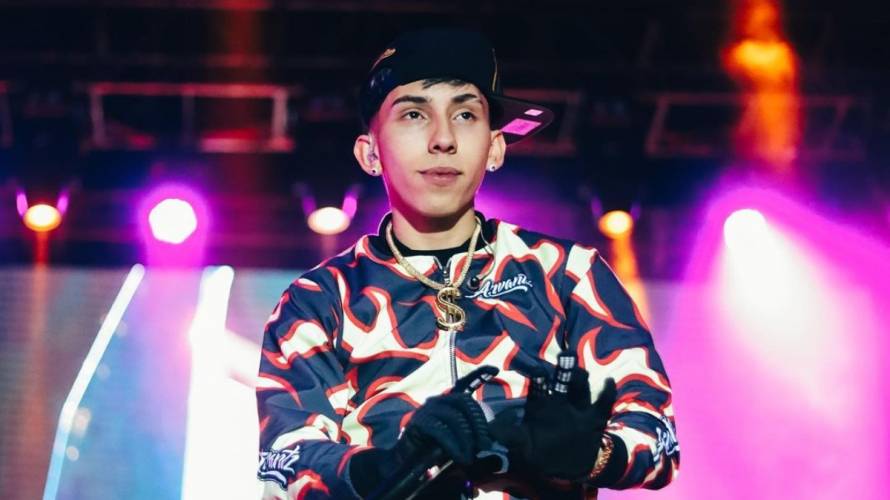 Standly causó revuelo al aparecer con pistola en video difundido por ...